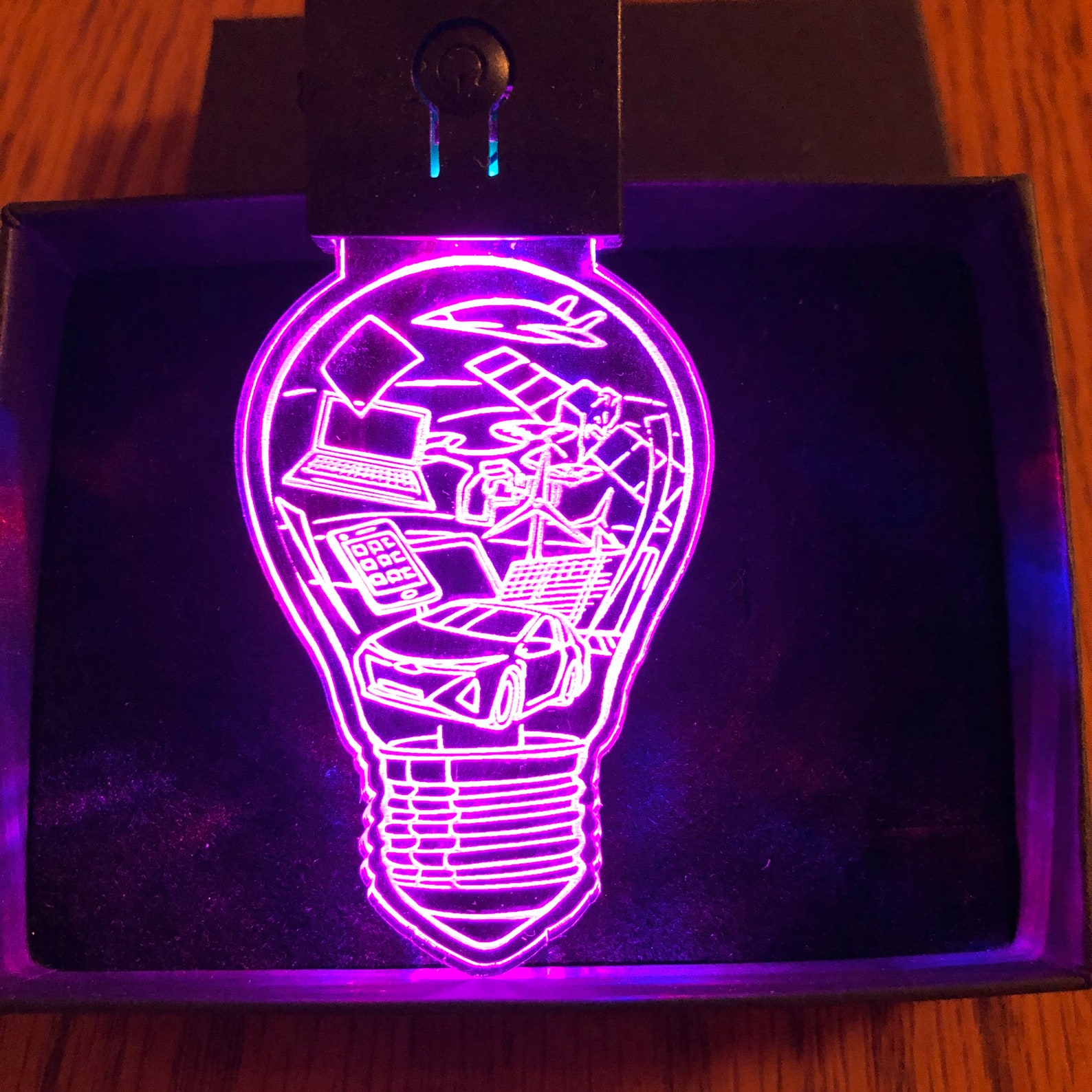LED Keychain IDEAS Light Bulb Keychain in Multicolors - Etsy