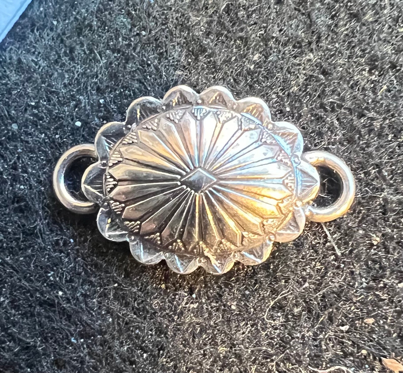 1 Oval Concho Connector - Etsy