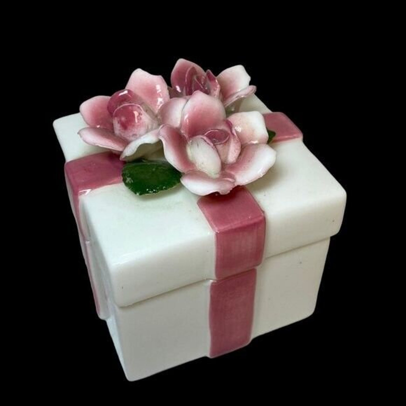 Vintage Porcelain White Trinket Box Gift Present Pink Ribbon and Roses ...