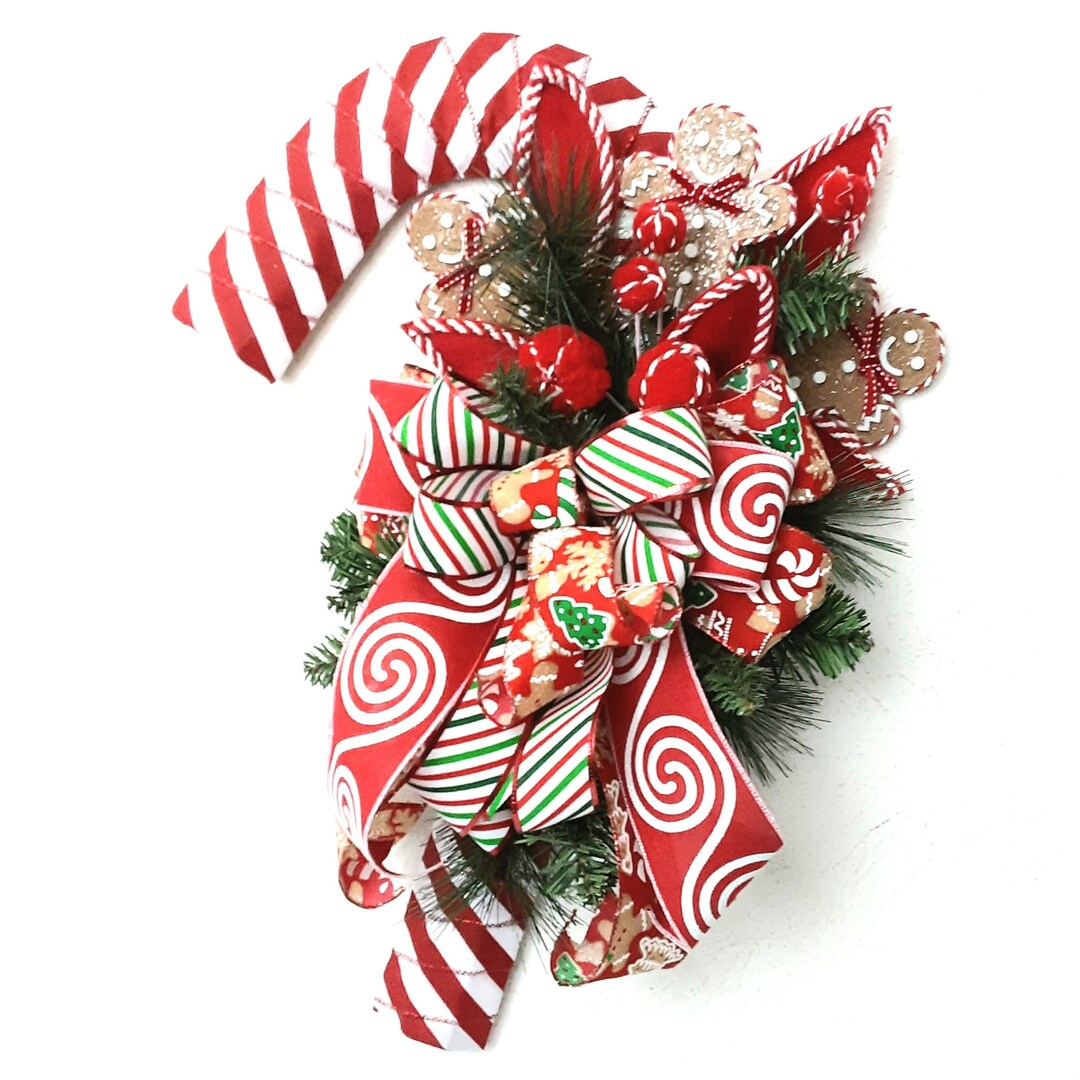 Gingerbread Candy Cane Wreath, Christmas Gingerbread Candy Cane, Candy ...