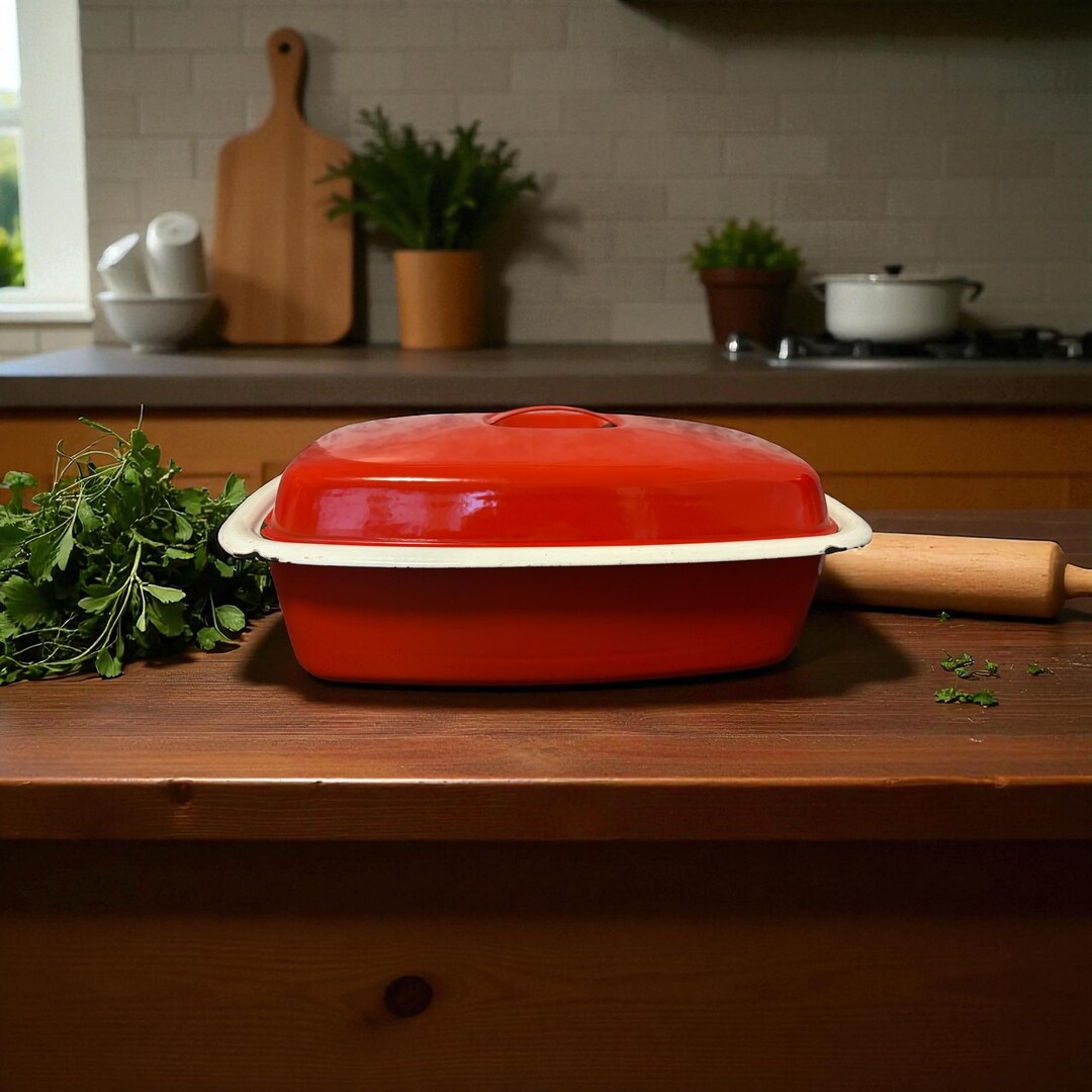 Vintage Red and White Enamel Roasting Dish With Lid by FINEL. - Etsy