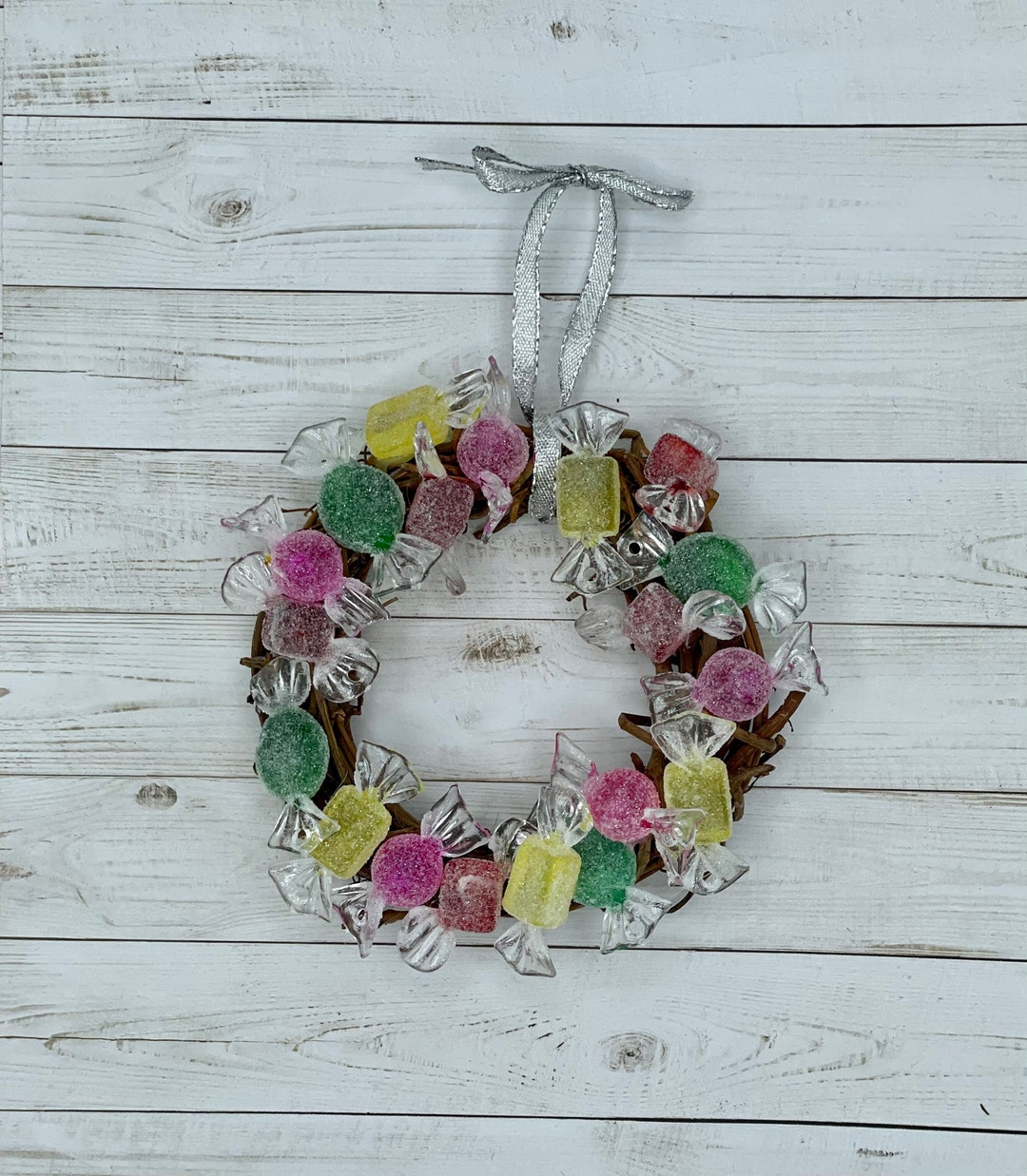 Mini Grapevine Wreath With Candies - Mini Christmas Wreath - Candy ...
