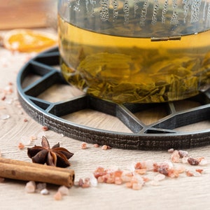 Hand-cast Solid Metal Trivet Anniversary Gifts Industrial Pan Stand for ...