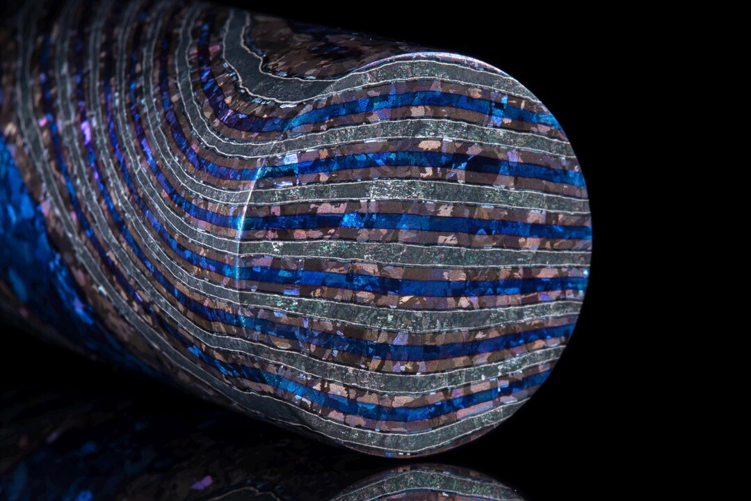 Crystallized Zrti Rod V2 (2ti + 1zr / Crystals on Zr / Twist Pattern ...