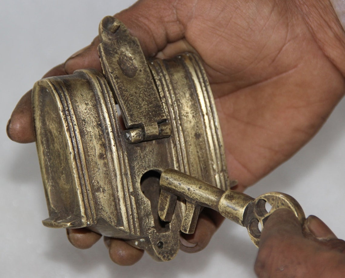 Antique Brass Screw System Star Designed Tricky Lock, Home Decor ...