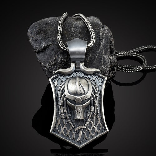 Silver Predator Pendant Alien and Predator Necklace Oxidized | Etsy