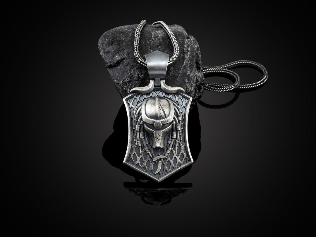 Silver Predator Pendant, Alien and Predator Necklace, Oxidized Silver ...