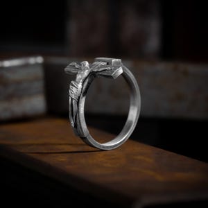 Jesus Christ Crucifix Cross Christian Band Ring in Sterling Silver ...