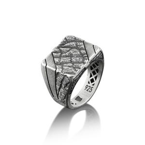 Rock Surface Textured Ring for Men, Oxidized Square Mens Signet Ring in ...