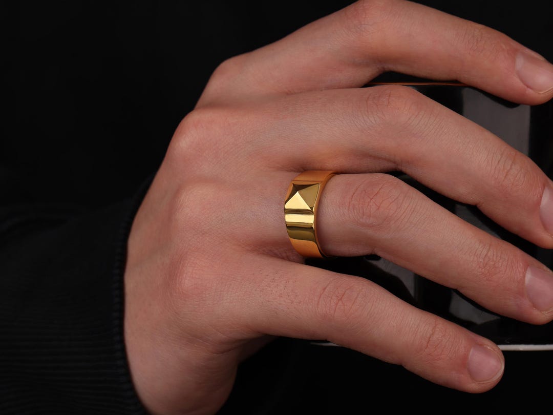 Pyramid Fashion Mens Ring in 14k Gold, Luxury Mens Pinky Signet Ring in ...