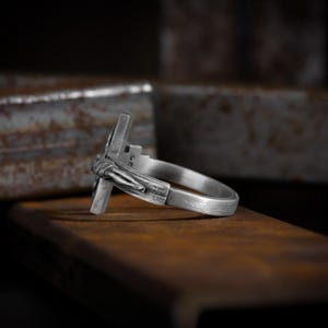 Jesus Christ Crucifix Cross Christian Band Ring in Sterling Silver ...