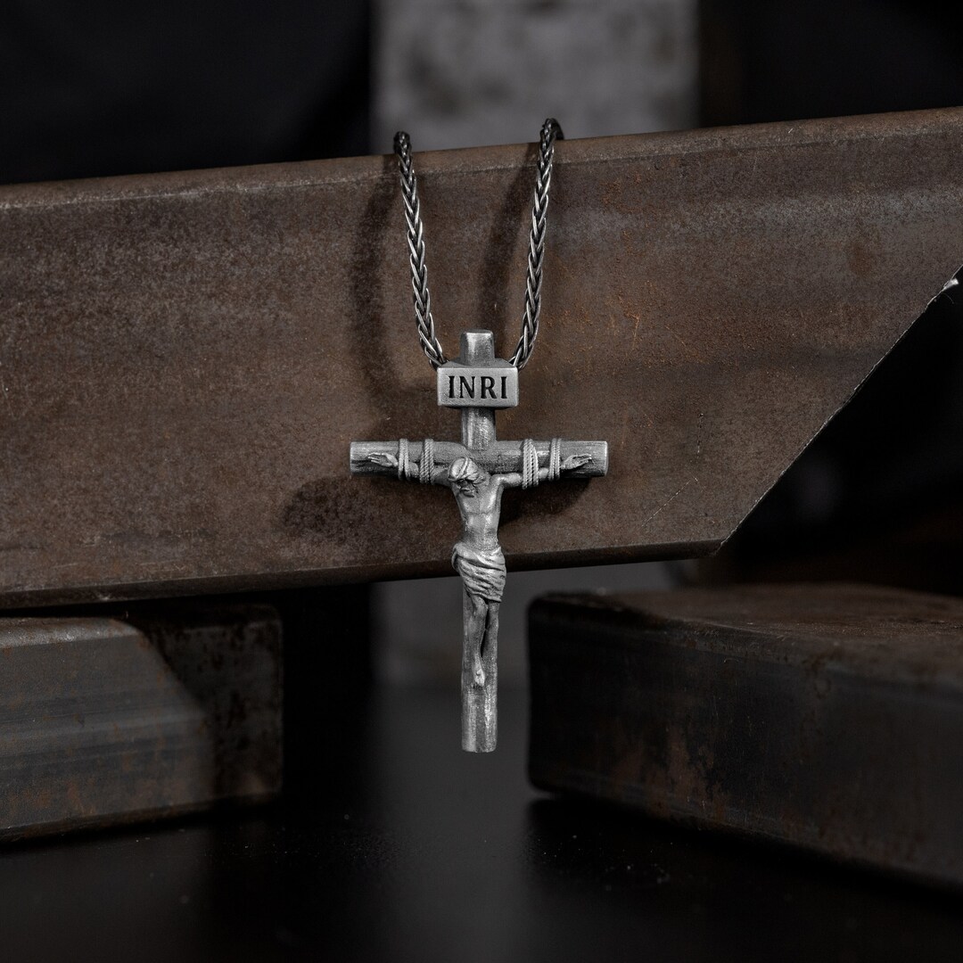 Jesus Christ Cross Christian Catholic Necklace Pendant for Men in ...