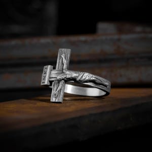 Jesus Christ Crucifix Cross Christian Band Ring in Sterling Silver ...