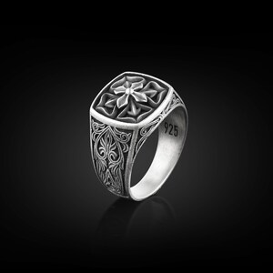 Lotus Floral Cross Mens Ring in Silver, Victorian Style Floral Pinky ...