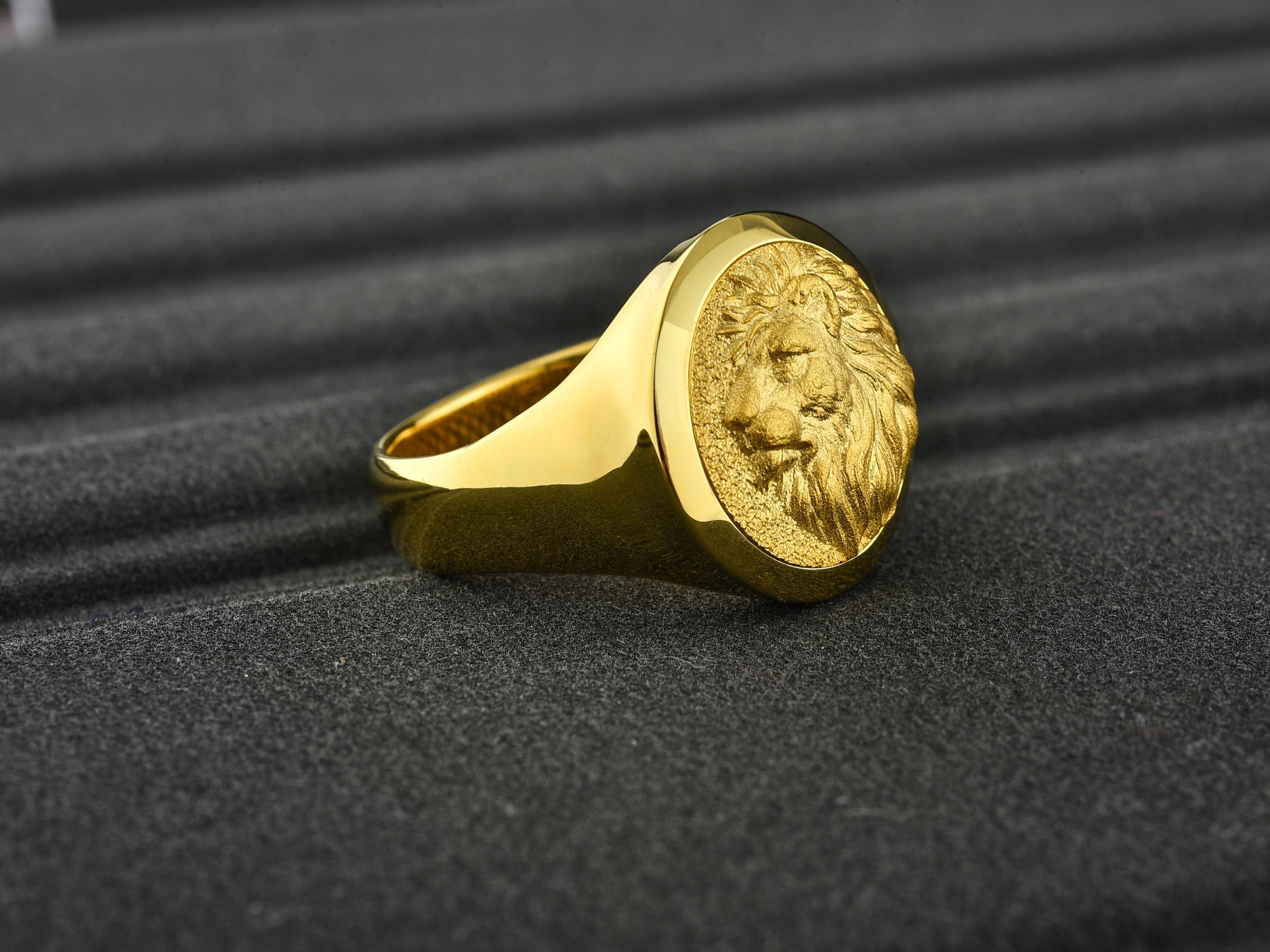 Pinky 14k Gold Lion Signet Ring for Men, 10k Gold Leo Zodiac Sign Ring ...