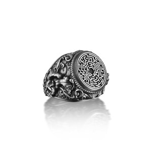 Theseus and Minotaur Greek Sculpture Men Ring, Greek Mythology Ring ...