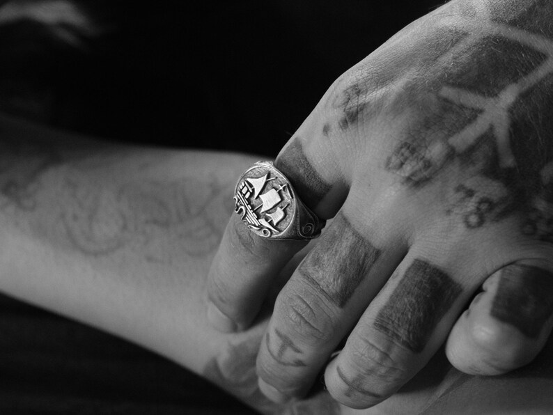 Octopus With Pirate Ship Signet Men Ring in Silver, Sailor Pinky Ring ...