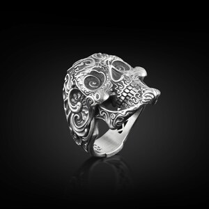 Skull With Spiral Eyes Ring for Men in Silver, Unique Gothic Men Ring ...