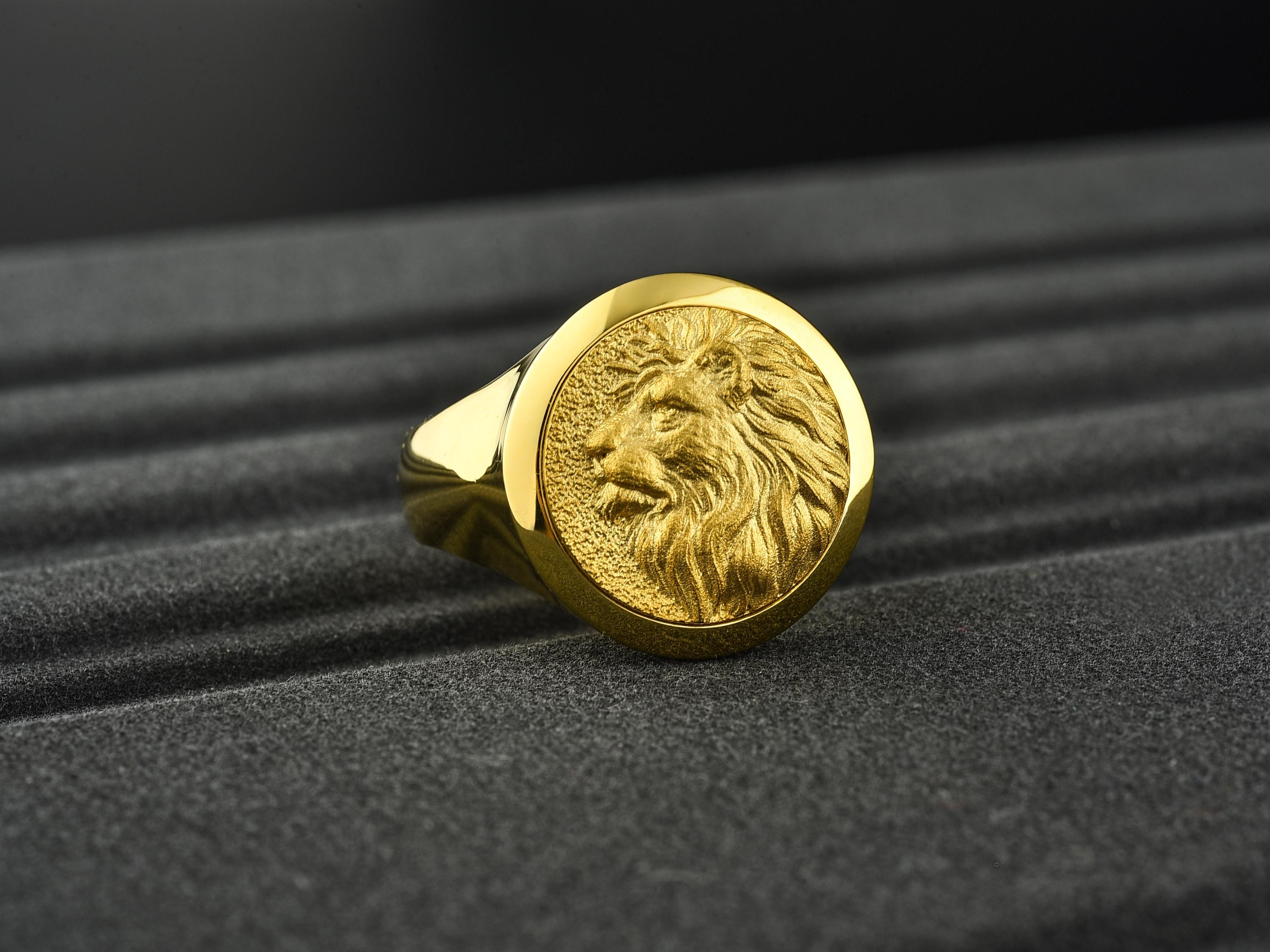 Pinky 14k Gold Lion Signet Ring for Men, 10k Gold Leo Zodiac Sign Ring ...