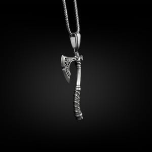 Engraved Viking Knot on Leviathan Axe Pendant Necklace, Nordic Axe Mens ...