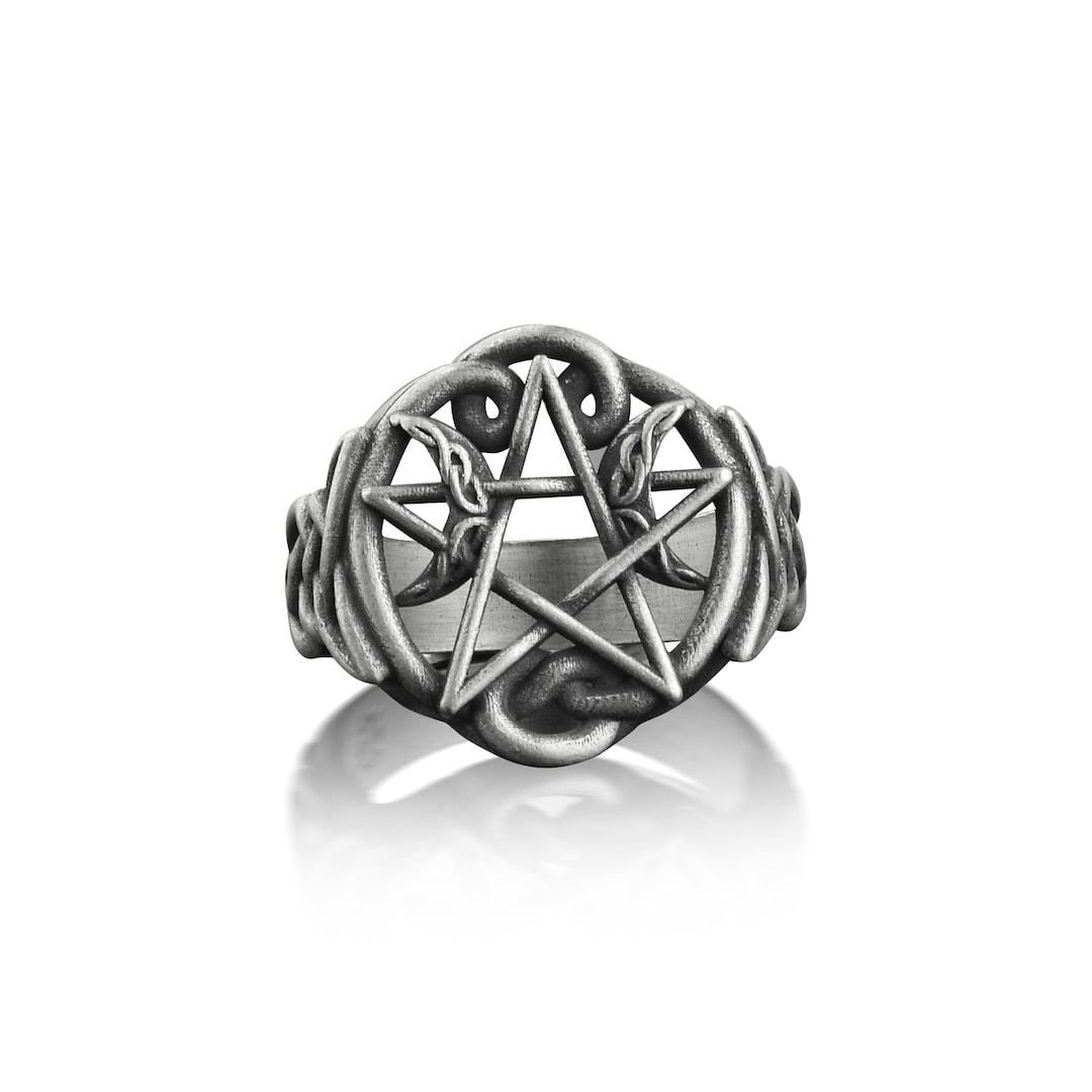Celtic Moon and Star Ring in Silver, Celtic Knot on Side Celestial Ring ...