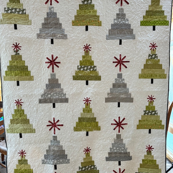 Prettiest House on the Block Piecework Quilt for Sale - Etsy