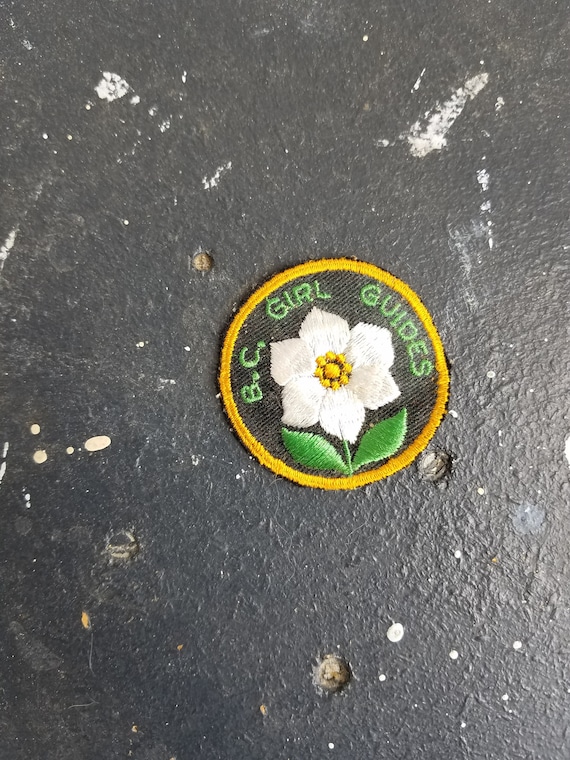 Vintage girl guides - Gem