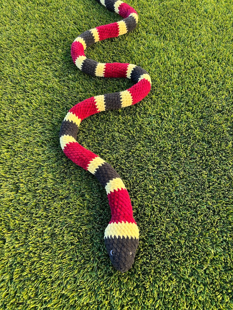 Coral Snake Crochet Pattern | Amigurumi | PDF File - Etsy