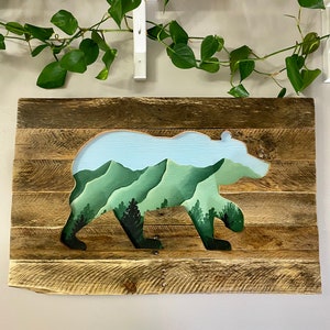 Wood Bear With Mountain Scene - Handmade From Pallet Wood (green ...