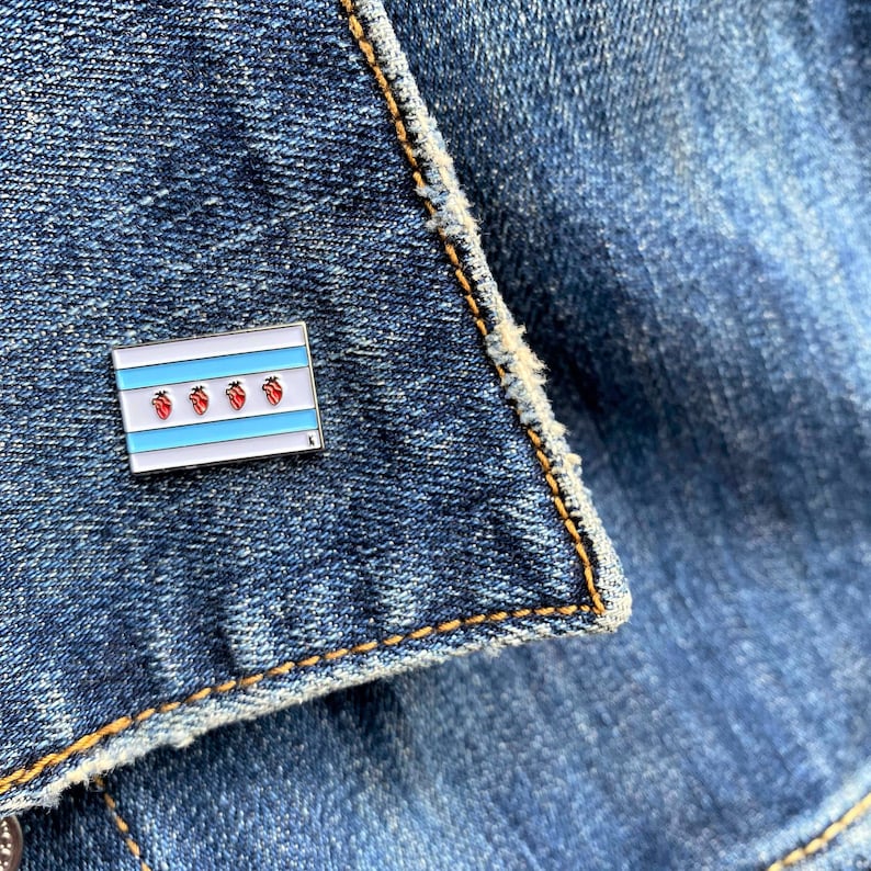 Chicago Flag Pin- Heart/cardiology/chicago Pride/chitown/cardio/heart ...