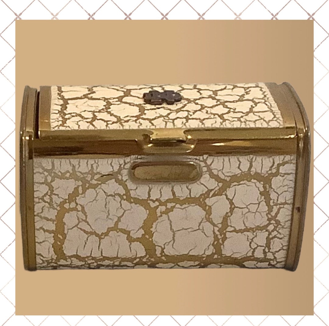 Vintage Mini Powder Compact With Notre Dame Logo - Etsy