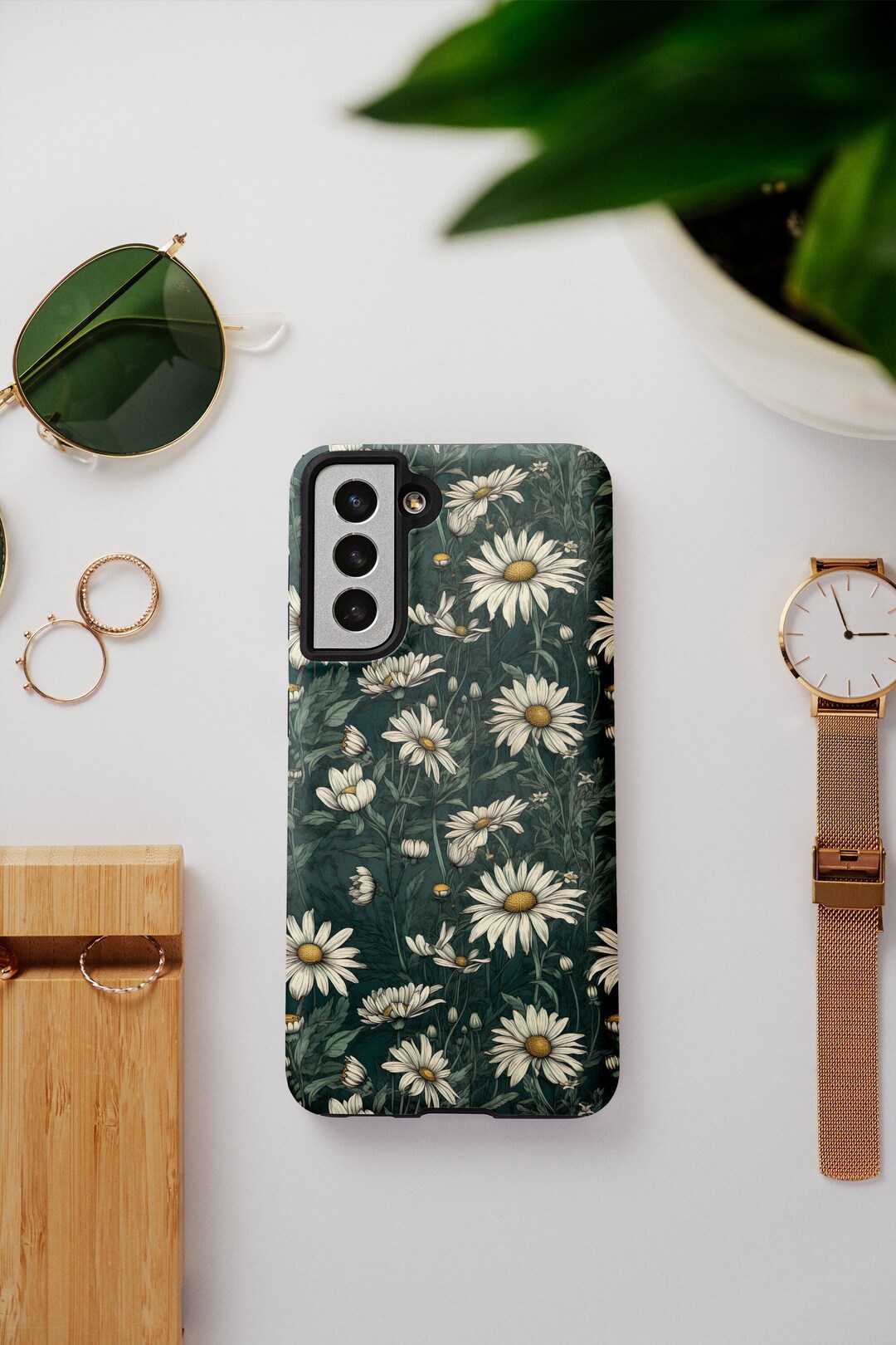 Dark Cottagecore Daisies Aesthetic Phone Case - Etsy