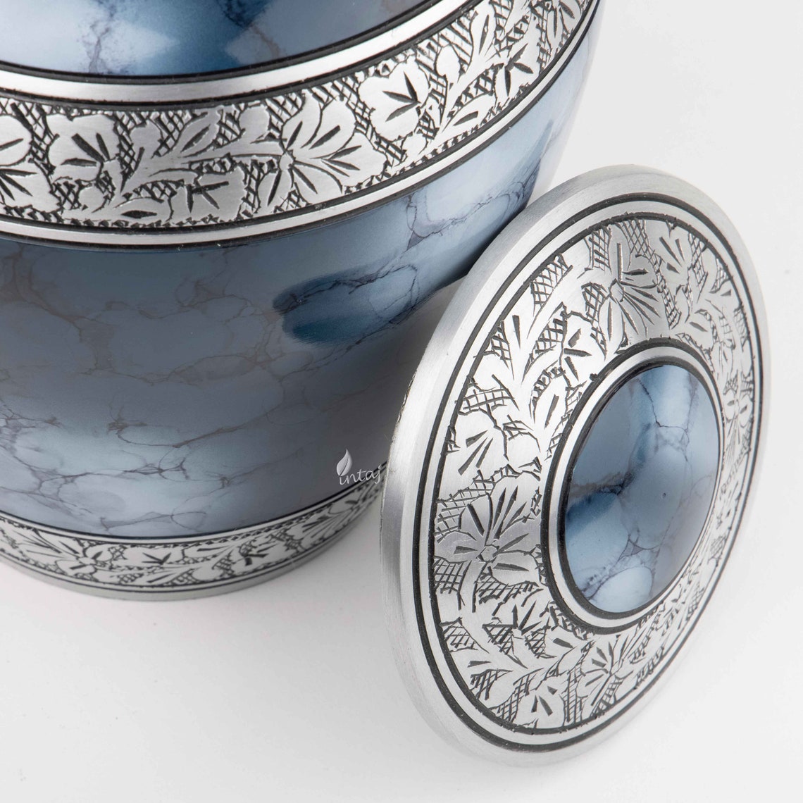 INTAJ Royal Silver Cremation Urn for Human Ashes - Adult Funeral Urn ...