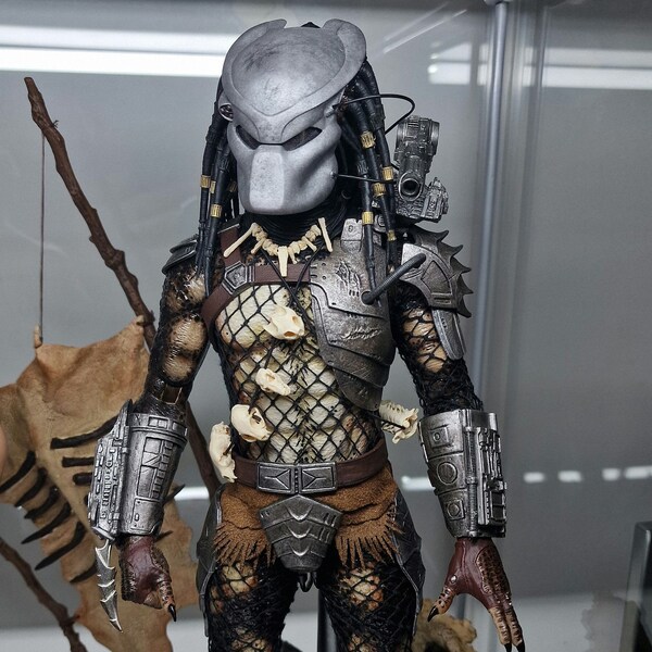 Predator Sculpture - Etsy