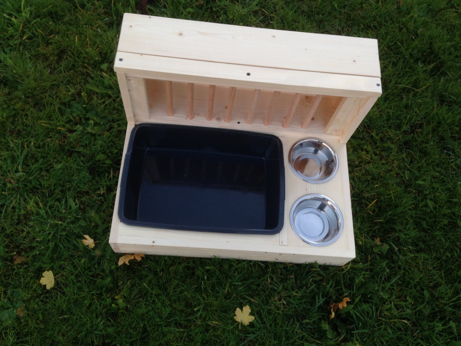 Rabbit Hay Feeder 3 in 1 Hay & Food Bowls With Litter Tray - Etsy UK