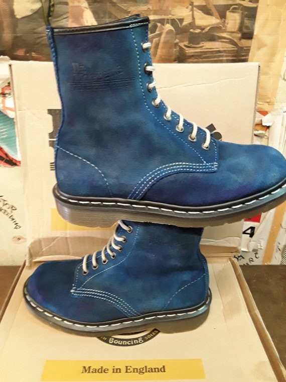 Dr Martens 9350 Blue vintage, Waxy Suede 8 Hole, Made… - Gem