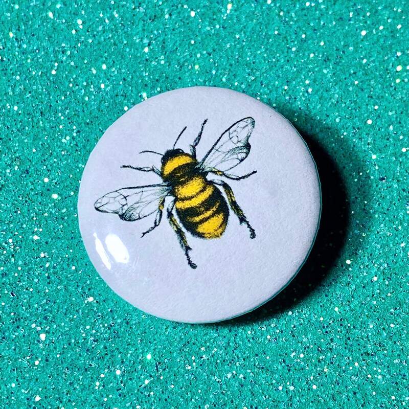 Bee Pin - Etsy
