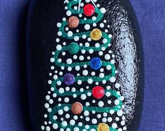 Christmas Tree Painted Rock, Holiday Painted Stone, Winter, Garden ...