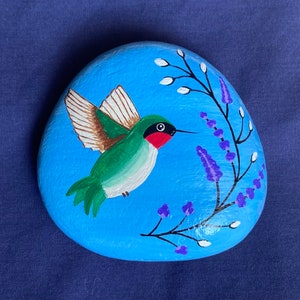 Hummingbird Painted Rock, Bird Painted Stone, Hummingbirds Decor and ...
