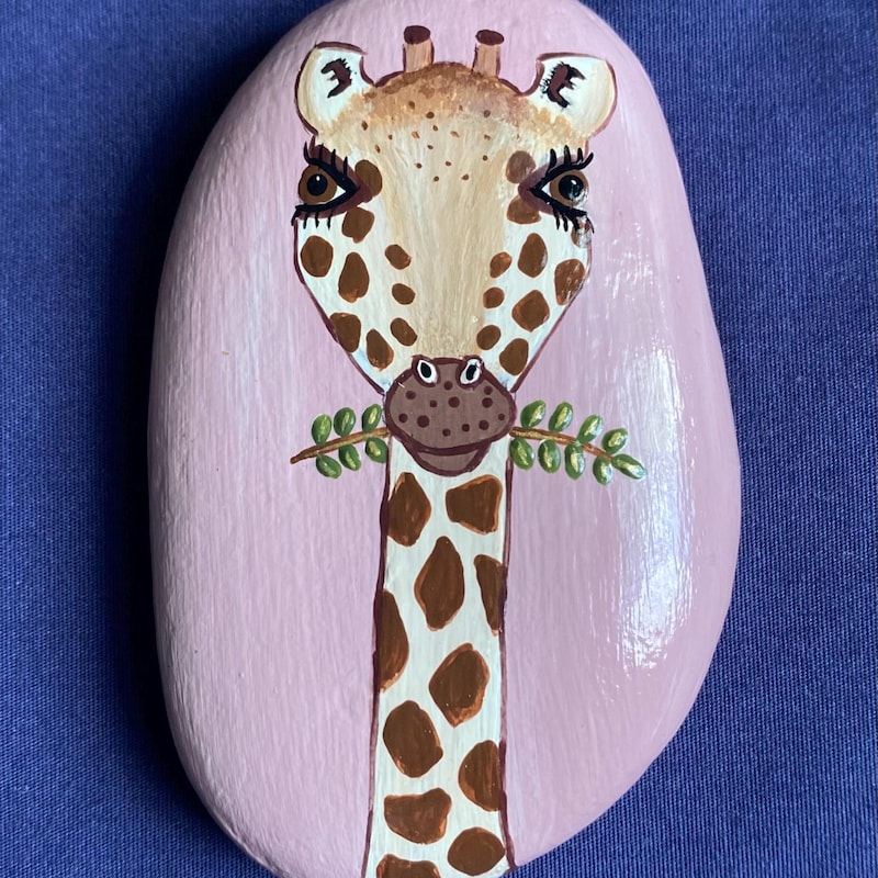 Painted Rock Giraffe - Etsy