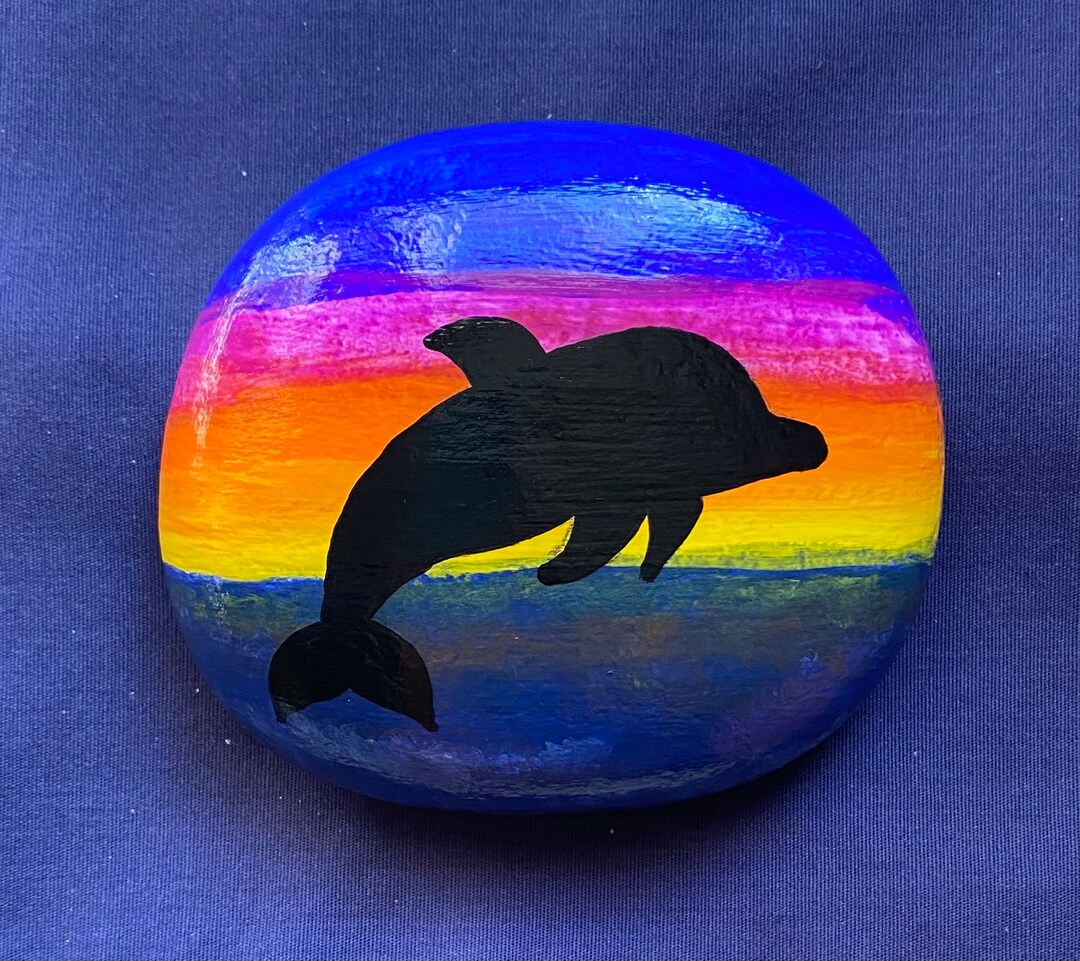 Dolphin Painted Rock, Animal Painted Stone, Dolphins Home Decor and ...