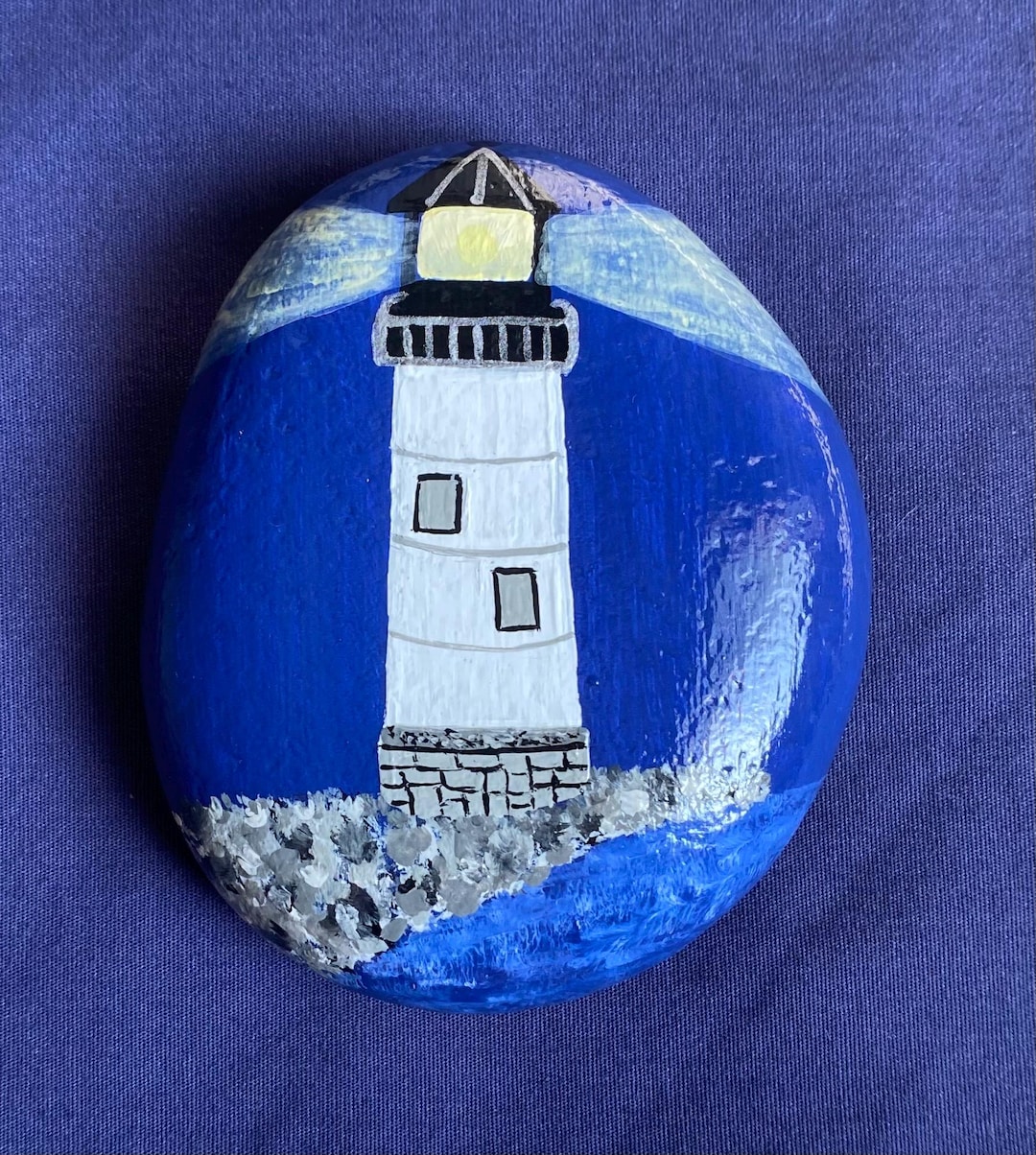 Lighthouse Painted Rock, Scenic Painted Stone, Lighthouses Paperweights ...