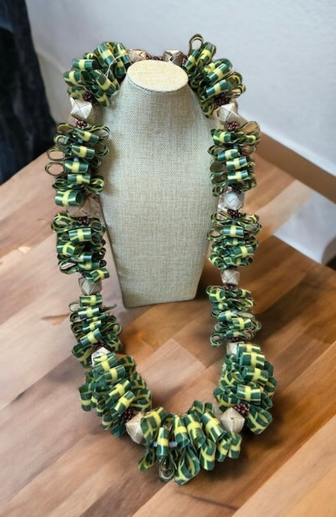Hawaiian Croton Silk Leaves Lauhala Balls Lei - Etsy