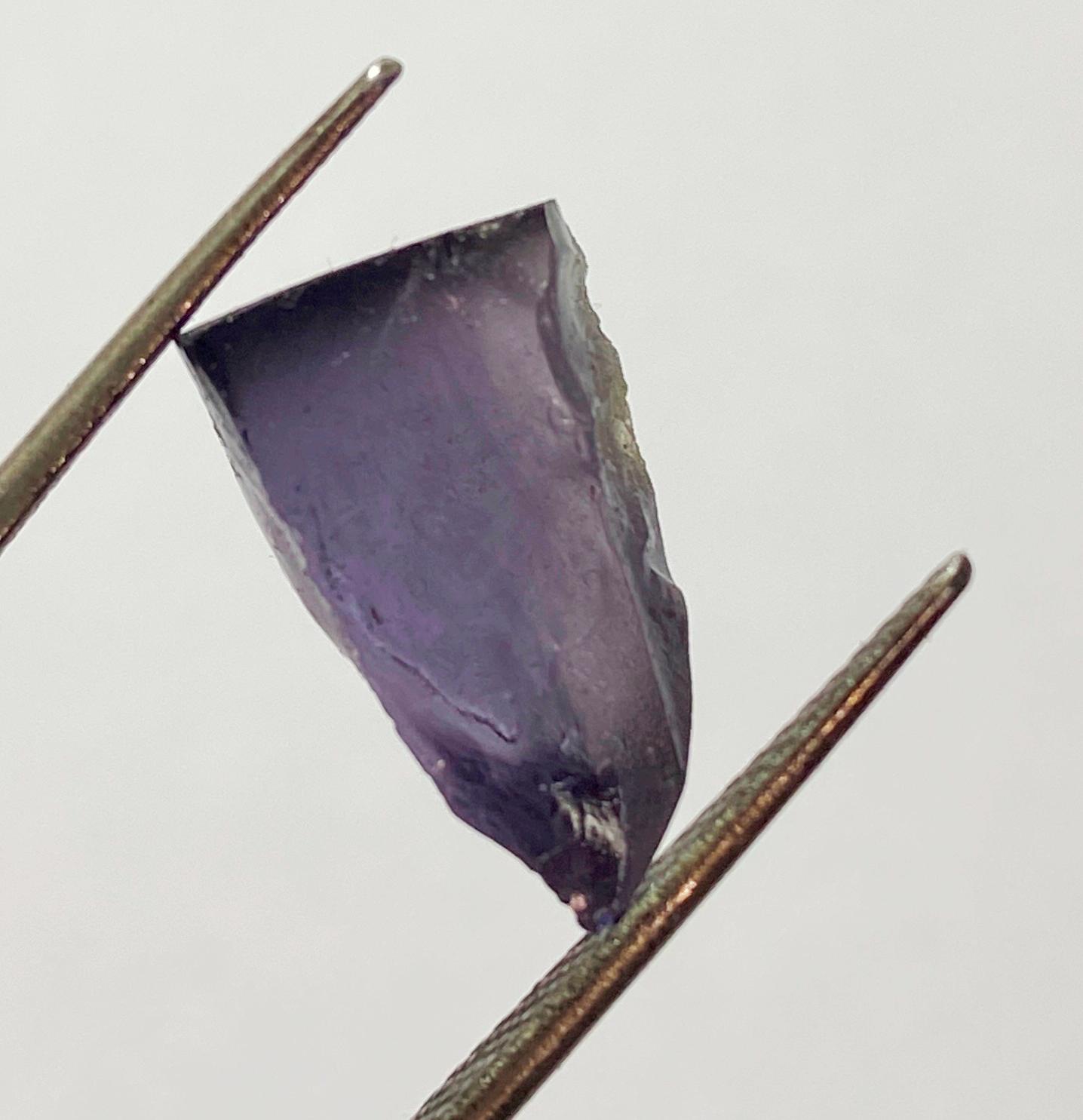 Natural Alexandrite Rough Gemstone: Color Changing Brazil Stone Y66-4 ...