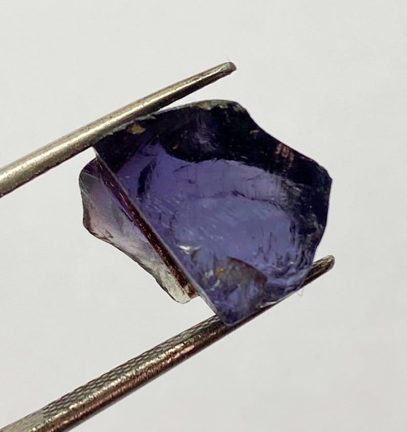 Natural Alexandrite Rough Gemstone: Color Changing Brazil Stone Y66-4 ...