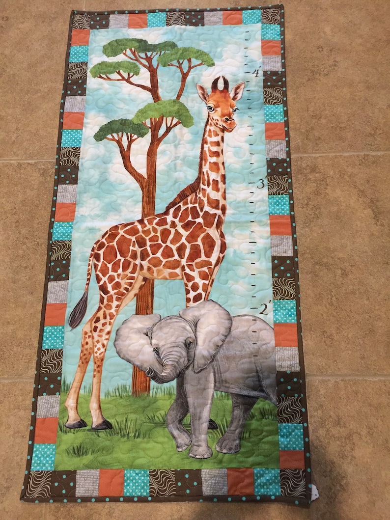 Zoe Giraffe Nursery Quilt: Baby Growth Chart, Animal Theme - Etsy