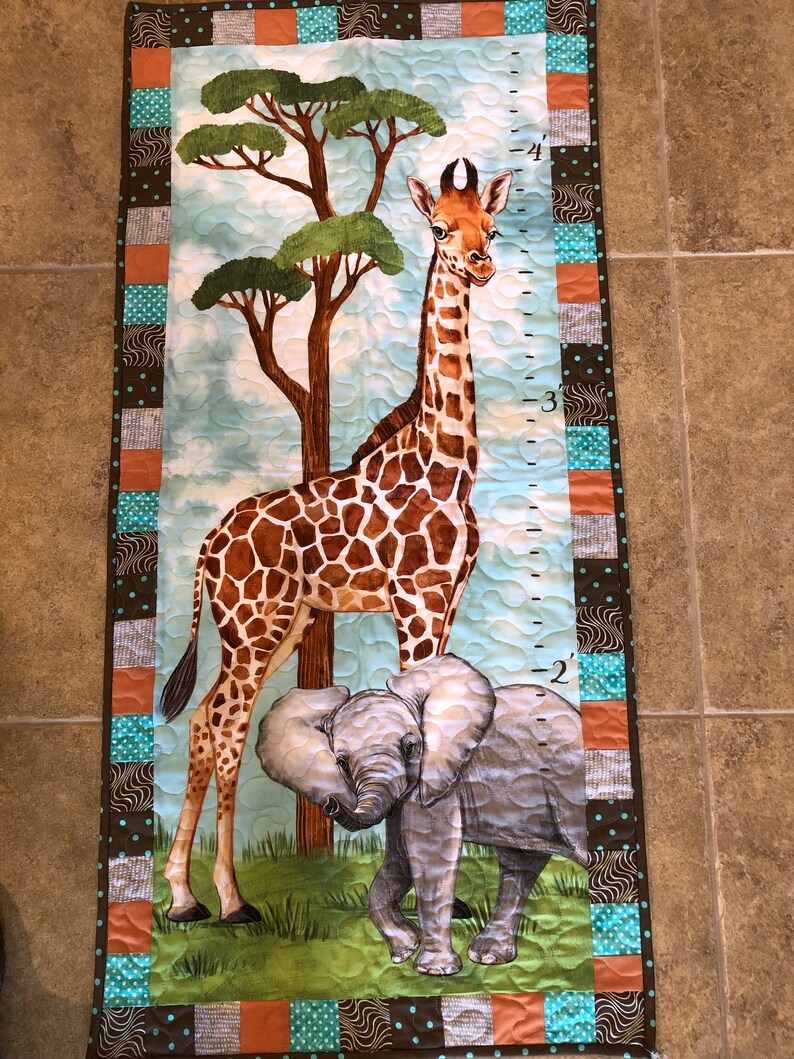 Zoe Giraffe Nursery Quilt: Baby Growth Chart, Animal Theme - Etsy