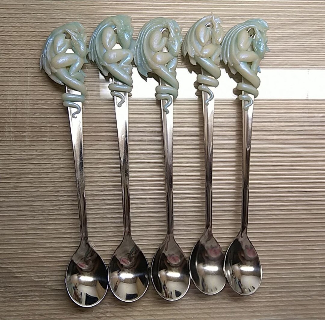 Dragon Gift Spoon, Dragon Sculpture Art, Fantastic Beasts, Fantasy ...