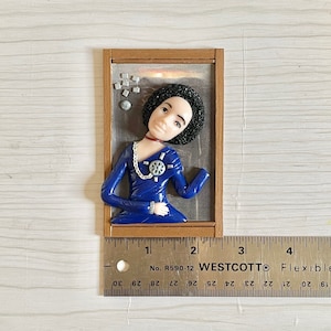 Friends Inspired Gladys and Glynnis, Friends TV Show Gift, 1:12 Scale ...