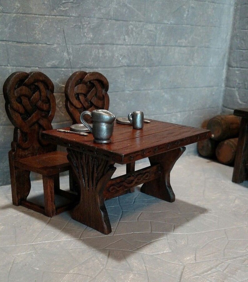 Hand Carved Druids' Tree & Celtic Knot Table Dollhouse Miniature 1:12 ...